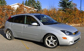 Ford Focus Hatchback 1.6 car hire in Varna airport