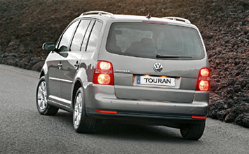 Rear view » 2005 VW Touran - photos